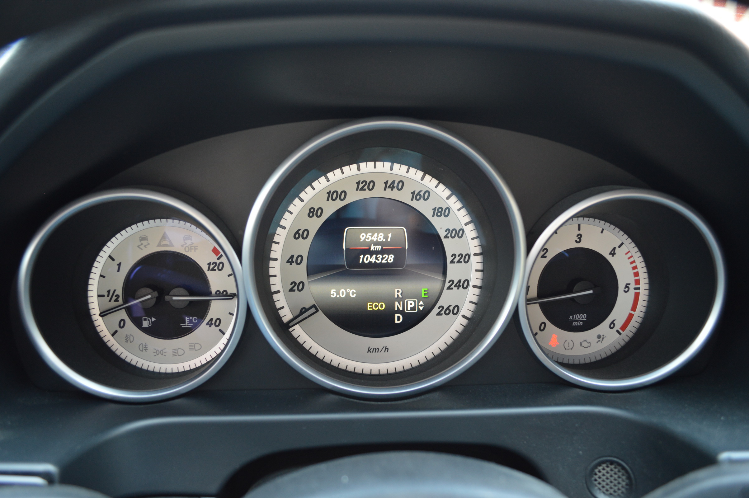 Mercedes-Benz :: E-class :: Mercedes-Benz E-class 250 CDI 4matic